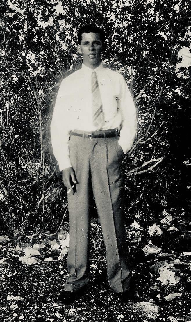 ROBERTS, Reginald Harold (1925-1945) – Out Island Boy